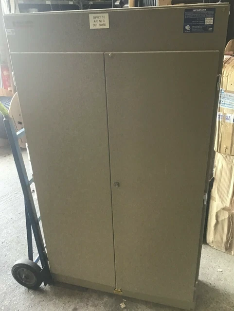 SCHNEIDER 630A MCCB Board Merlin Gerin 12 Way Panel Board Tp+N ...