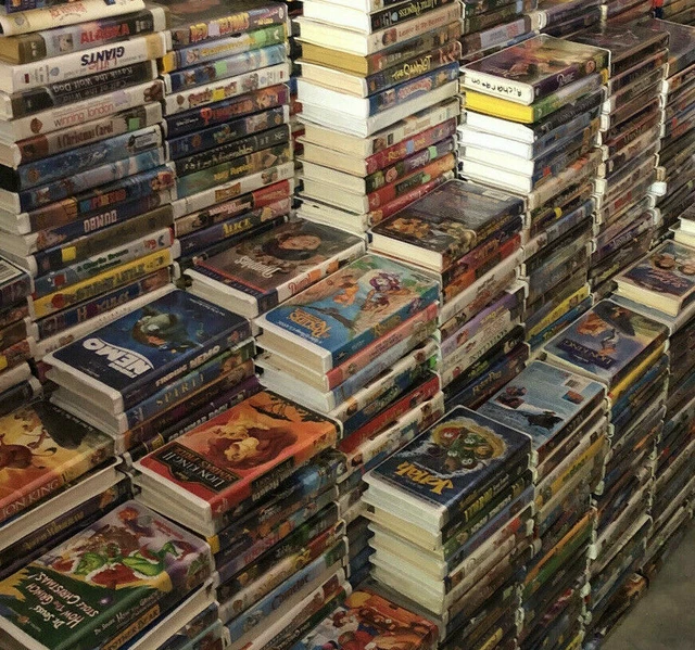 PICK 10 CLAMSHELL Movie Lot Disney Kids Family VHS SEE LIST (Updated ...