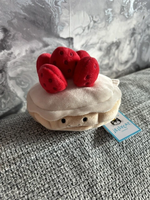 JELLYCAT PRETTY TARTE Aux Fraises Strawberry Cake Tart New £40.00 ...