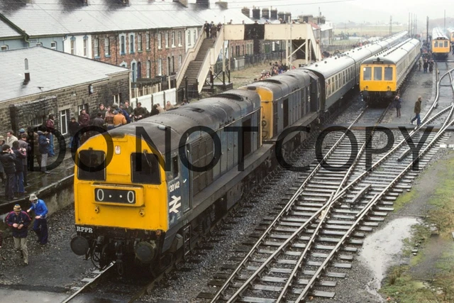 UK DIESEL TRAIN Railway Photograph Of Class 20 20142 Loco. (Rm20-250) £ ...