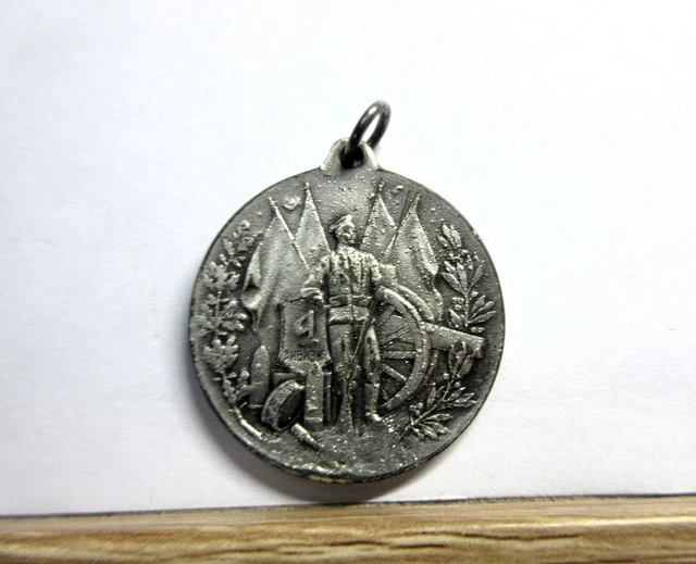 ANTIQUE WW1 BULGARIAN 9th DIVISION MEDAL, Remember the Sodier, battle ...