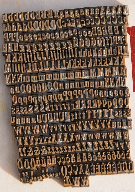 POLICE DE CARACTÈRES à dorer fer relieur dorure bronze laiton ...
