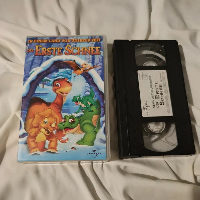 VHS VIDEO CASSETTE IN One Land before Time the First Snow Tapel Very ...