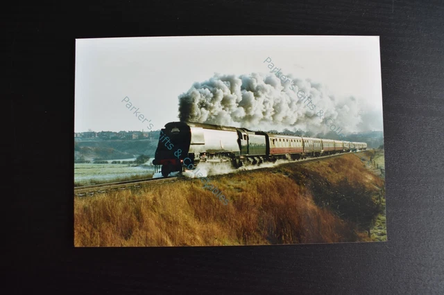 TRAIN PHOTOGRAPH OF Railway Locomotive No. 34072 (P96-B262) £1.70 ...
