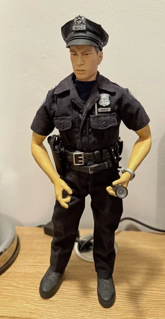BBI ELITE FORCE 1/6 scale action figure: NYPD police officer West £39. ...