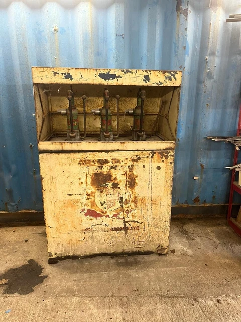 RARE VINTAGE CASTROL Oil Dispenser 3 Hand Crank Pumps £150.00 - PicClick UK