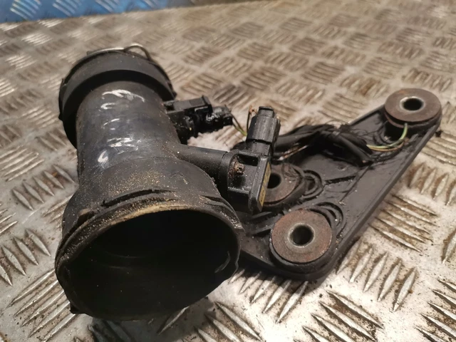 MERCEDES-BENZ W203 C 220 CDI Air Intake Tube 2035200095 2.20 Diesel ...