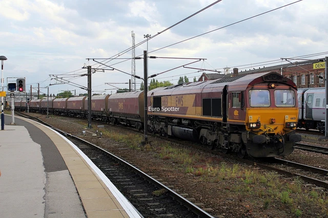 B131 35MM SLIDE EWS Class 66 66131 @ Doncaster £3.54 - PicClick UK