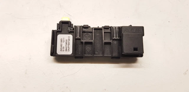 MERCEDES C-E CLASS W204-W212 temperature sensor A2048210851 used 2010 £ ...
