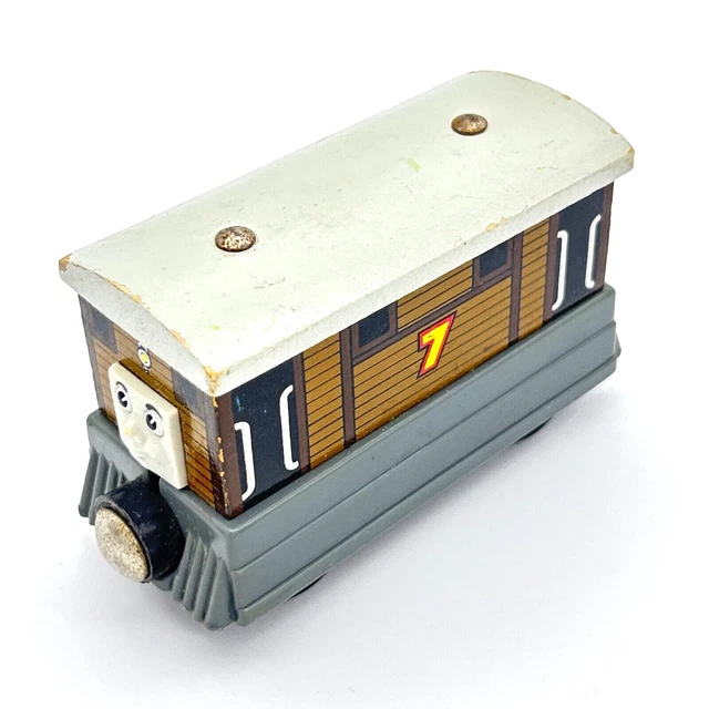 TOBY - THOMAS The Tank Engine & Friends Wooden Railway Train EUR 6,80 ... TOBY - THOMAS The Tank Engine & Friends Wooden Railway Train EUR 6,80 ...