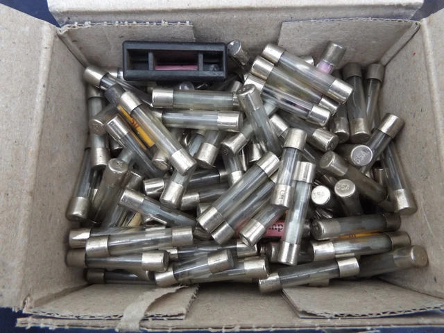 VINTAGE CLASSIC CAR Glass Fuses Job Lot 25A 35A 50A £8.00 - PicClick UK