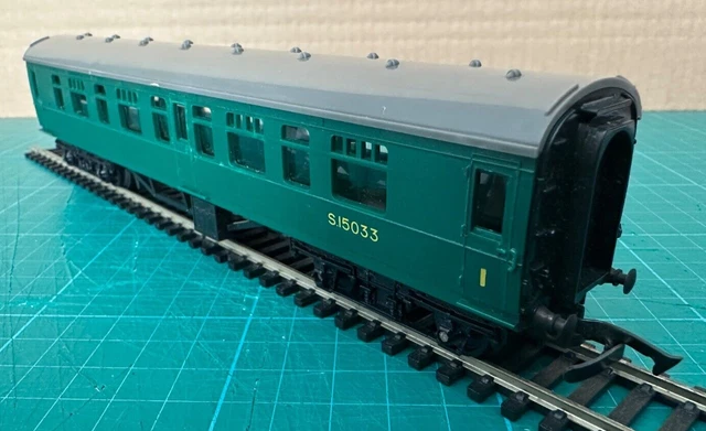 TRI-ANG RAILWAYS R29/221 Southern Railways Mainline Composite OO gauge ...