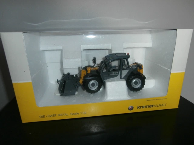 TELESCOPIC KRAMER ALLRAD 4507 / UNIVERSAL HOBBIES / scale 1/32 £35.77 ...