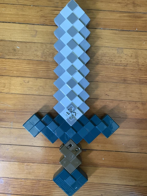 MINECRAFT DUNGEONS DELUXE Sword Toy Foam Roleplay Battle Sounds 8 Bit ...