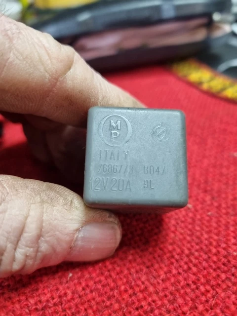 RELAIS RELAY 7686773 12V 20A Lancia Delta Integrale, Thema, Dedra, Fiat ...