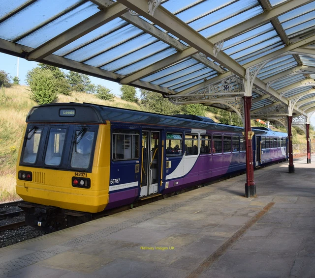 RAILWAY PHOTO CLASS 142 DMU 12x8 (A4) Pacer at Hellifield c2019 £5.00 ...