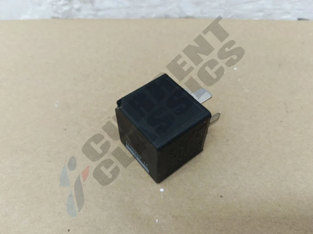 LAND ROVER DEFENDER 90 4 Pin Multi Use Relay 5M5T14B192Ca Lr126492 £15. ...