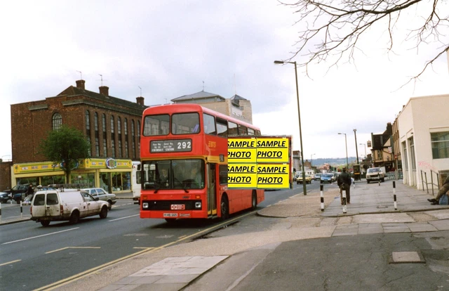 LONDON TRANSPORT COLOUR Bus Photograph-BTS, H148 GGS Route 292 £1.00 ...