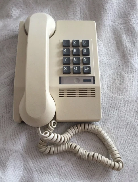 VINTAGE TREMOLO BRITISH Telecom Phone-Bt Tremolo Telephone FWG Tele ...