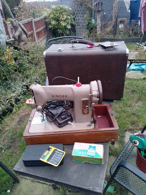 VINTAGE SINGER 185K Semi Industrial Sewing Machine Leather Smaller 201k ...