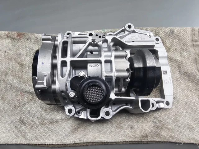 ORIGINAL VW AUDI Seat Skoda oil pump vacuum pump V310 04B145208G £577. ...