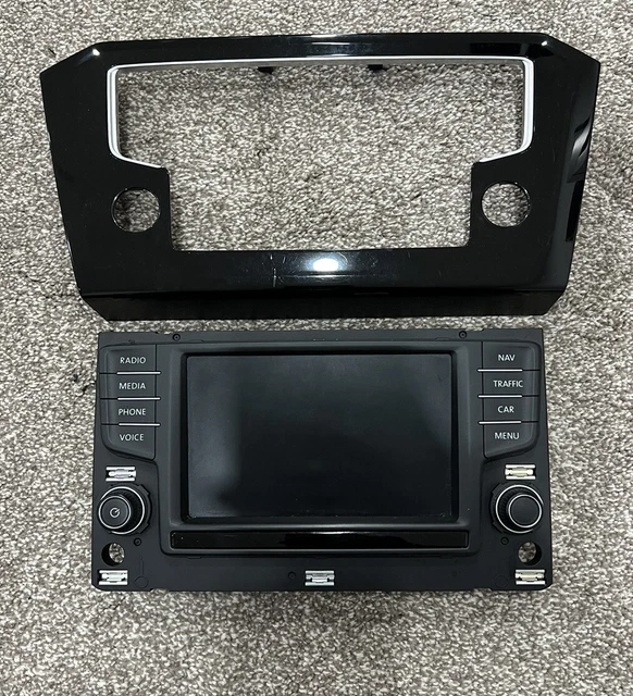 VW PASSAT B8 Golf MK7 Head Unit And Trim. £50.00 - PicClick UK