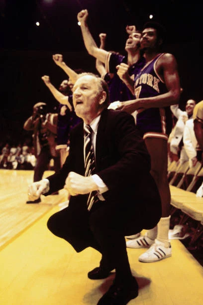 HEAD COACH RED Holzman Of The New York Knicks 1970 Old Basketball Photo ...