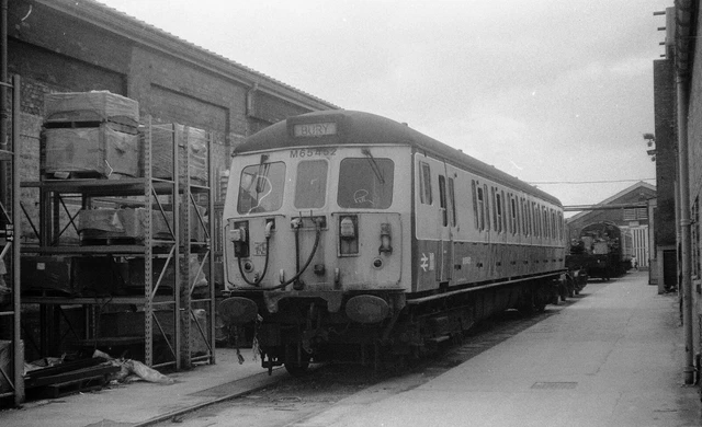 ORIGINAL 35MM RAIL Neg. Class 504 Bury EMU M65462 Wolverton 17 8 85 ...
