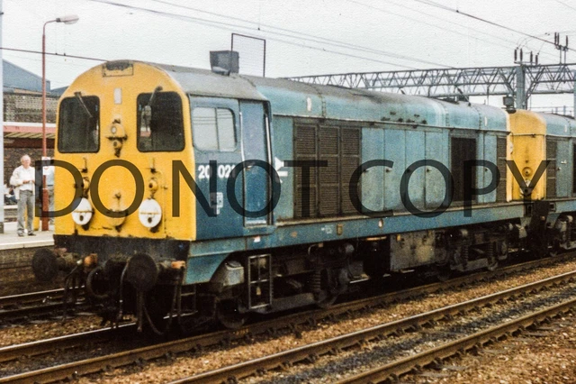 UK DIESEL TRAIN Railway Photograph Of Class 20 20021 Loco. Rm20-29 £1. ...