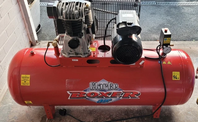 AIR COMPRESSOR 150 litre Clarke Boxer Belt Driven EUR 443,48 - PicClick FR