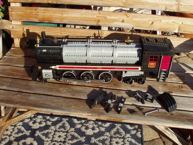 MEGA BLOKS PRO Builder Master Series 9778 Steam Express Train Built ...