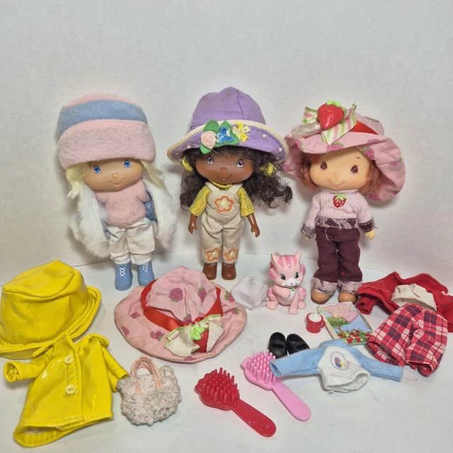 VINTAGE STRAWBERRY SHORTCAKE Dolls Lot of 3 Bandai 2002 With ...