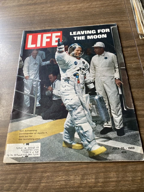 LIFE MAGAZINE JULY 25, 1969 Neil Armstrong cover Apollo 11 Leaving for ...