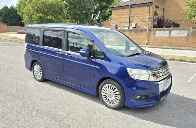 2011 HONDA STEPWAGON Spada Z 2.0L Petrol 8 Seat ULEZ Compliant MPV ...