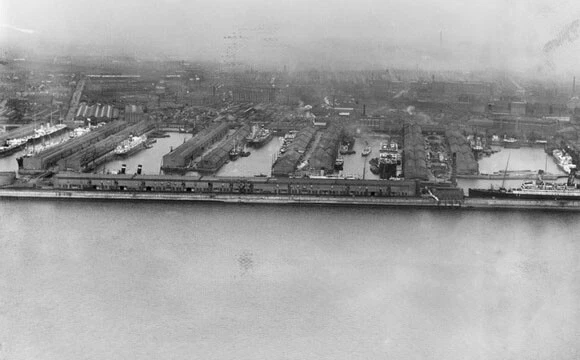 HUSKISSON DOCK, LIVERPOOL, 1920 England OLD PHOTO $8.50 - PicClick AU
