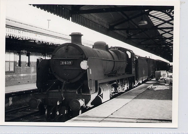 VINTAGE TRAIN PHOTO & original negative. Train No 31639 Basingstoke ...