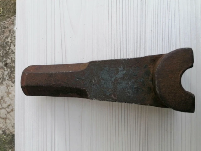TRES RARE ANCIEN outil tas marteau de forgeron Aux forges de Vulcain ...