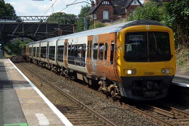 CLASS 323 323208, 3 car EMU, in West Midlands Trains at Gravelly Hill ...