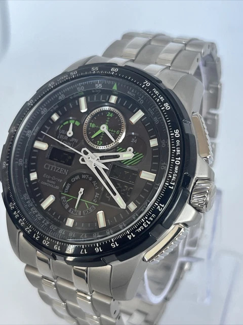 CITIZEN RADIO SOLARE Multifunzionale Acciaio Skyhawk U680-S106061 EUR ...