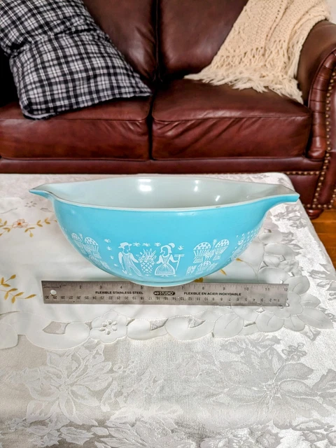 VINTAGE PYREX #444 Cinderella Mixing Bowl Amish Butterprint 4 Quart $60 ...