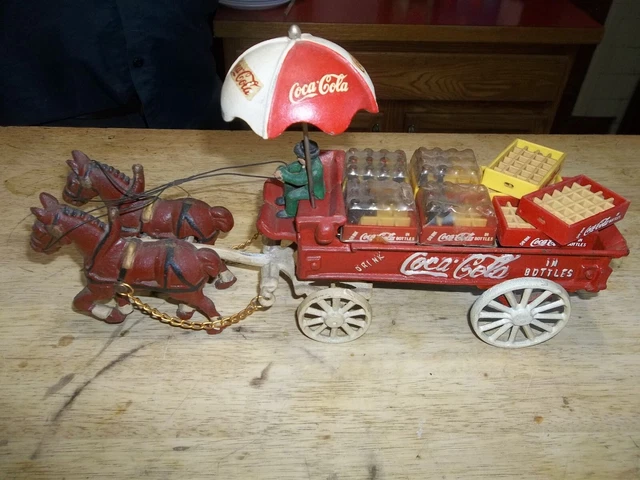 VINTAGE CAST Iron Coca-Cola Horse Drawn Wagon Carriage With Coke Cases ...