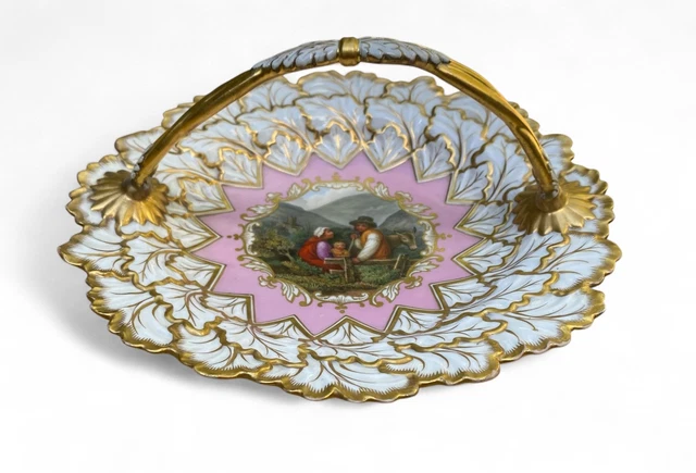FLIGHT BARR & Barr Worcester porcelain basket, c. 1815. £490.00 ...