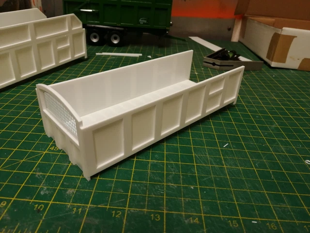 1/32 BAILEY TB16 Grain/Silage Trailer Model Kit Braemere Britains UH ...