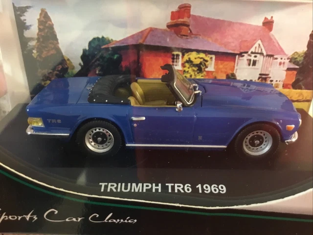 EDISON GIOCATTOLI 1/43 Scale Diecast 870421 - 1969 Triumph TR6 - Blue ...