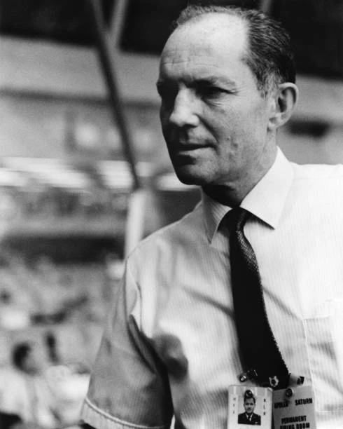 LT GENERAL SAMUEL C Phillips director for the Apollo 11 lunar land- Old ...