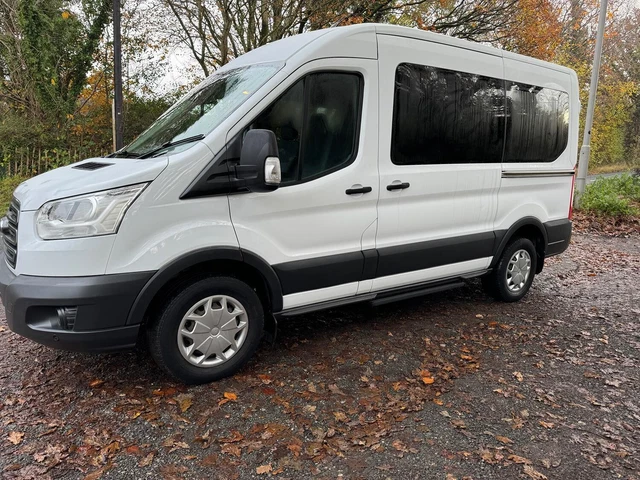 FORD TRANSIT MINIBUS, 12 Seat Trend, 2.2, White. Euro 6 / Ulez ...