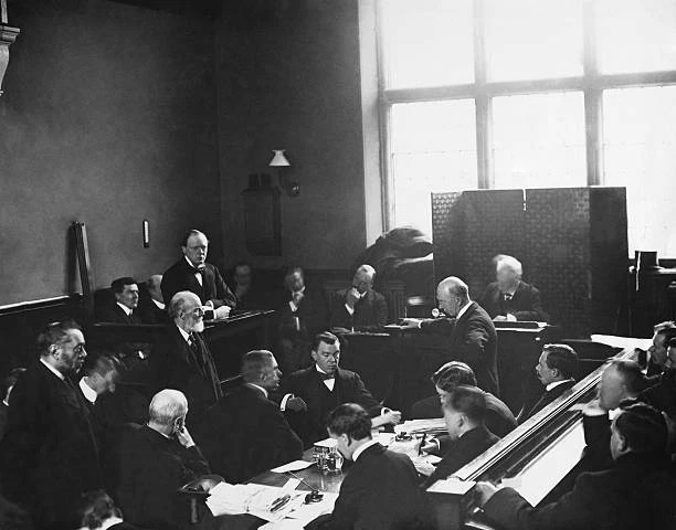 WINSTON CHURCHILL IN The Witness Box 1911 OLD PHOTO EUR 6,54 - PicClick FR