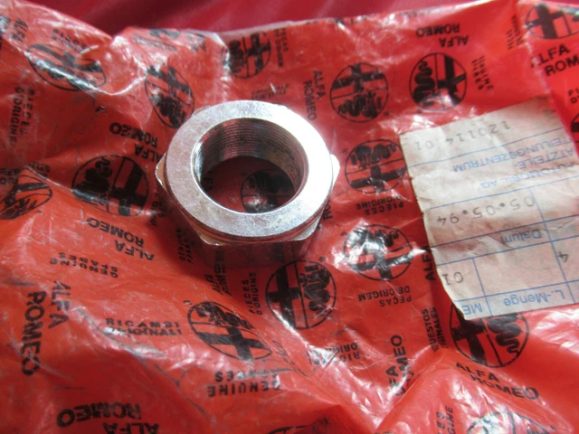 ORIGINAL ALFA ROMEO RZ SZ 75 nut axle shaft rear 60521374 new £12.93 ...