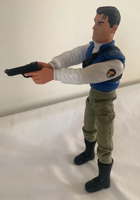 ACTION MAN HANDS Up Police 1990’s Vintage Gun Action Lever £9.95 ...