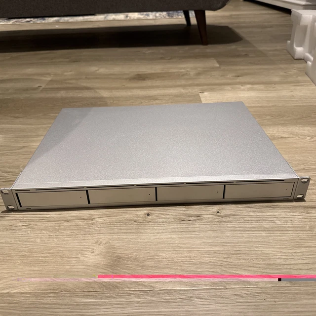 UBIQUITI UNVR UNIFI 4-Bay Network Video Recorder £224.30 - PicClick UK